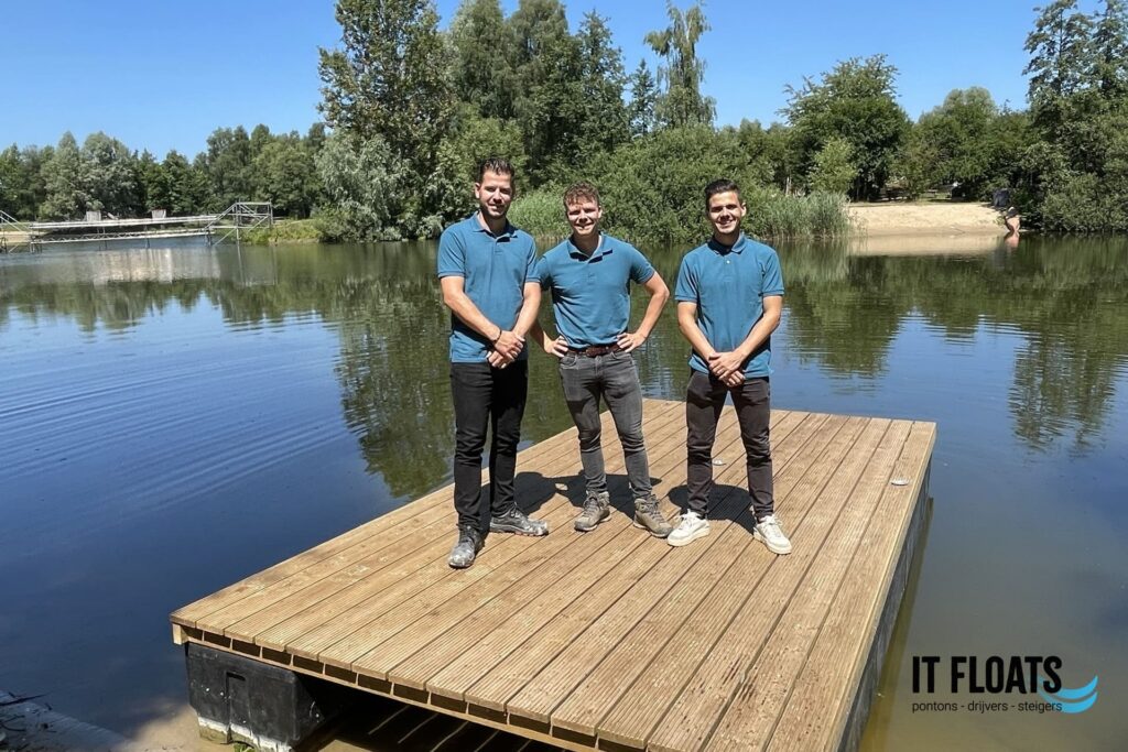 Kunststof Drijvers bestellen? It Floats B.V. - Altijd de beste drijver ...