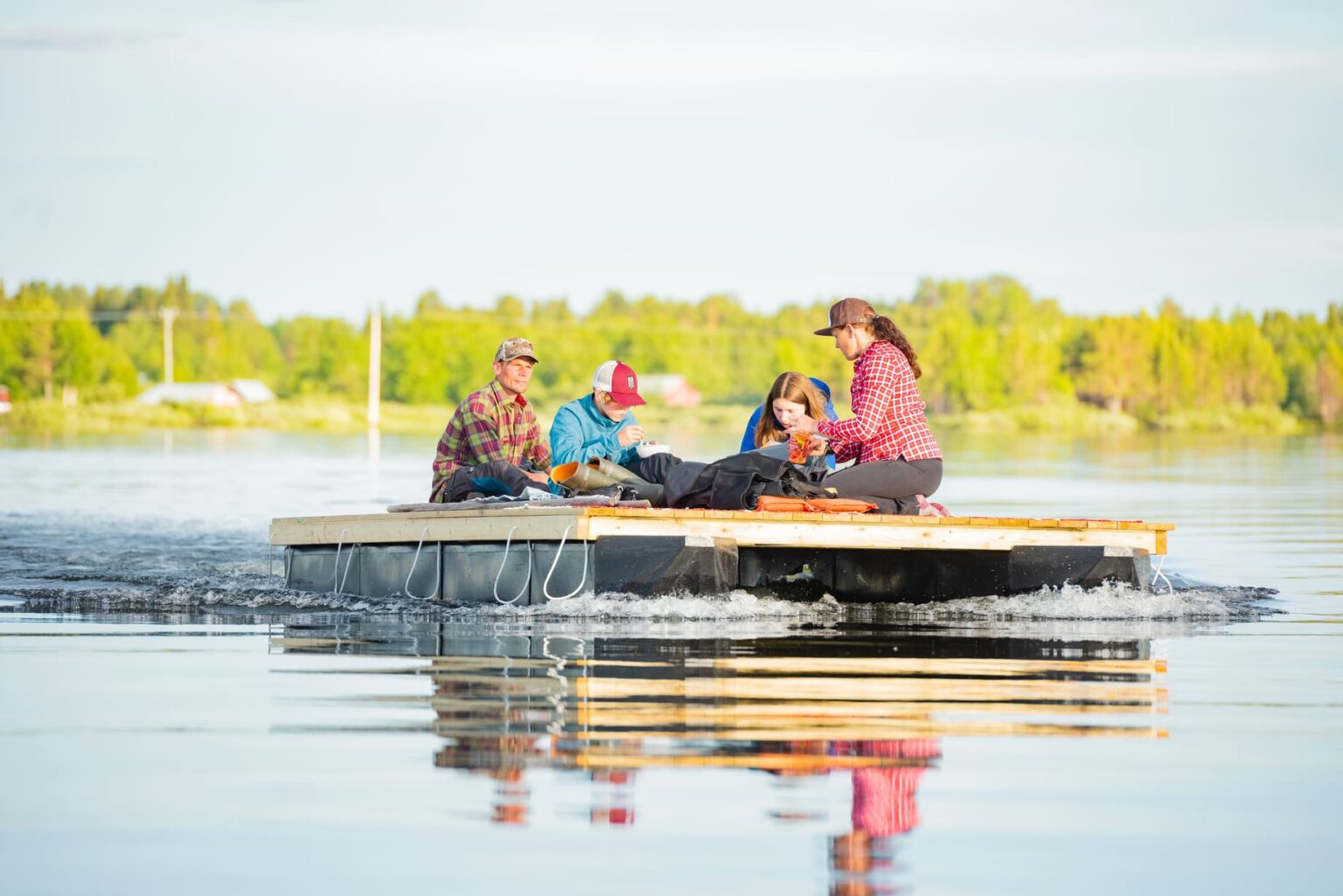Kunststof Drijvers bestellen? It Floats B.V. - Altijd de beste drijver ...