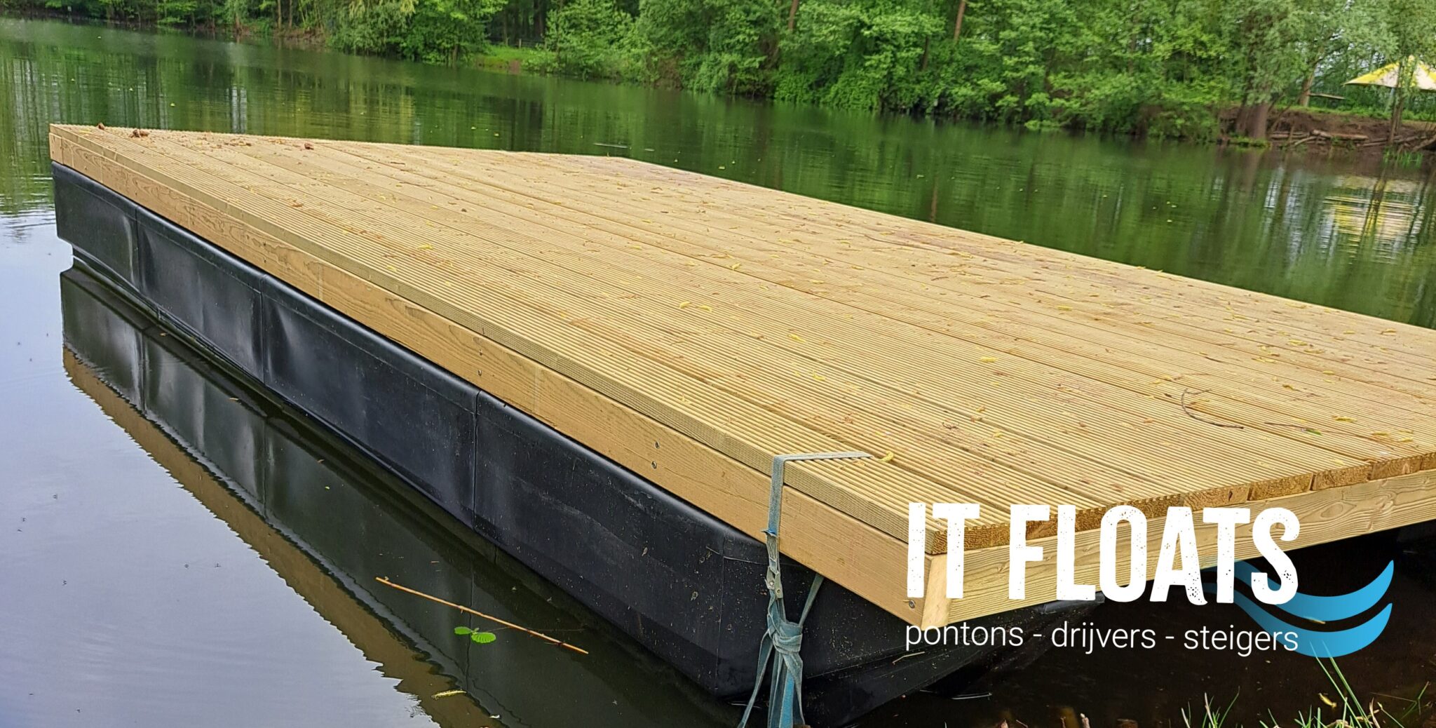 Drijvende steiger nodig? Bekijk hier de mooiste steigers voor aan het ...